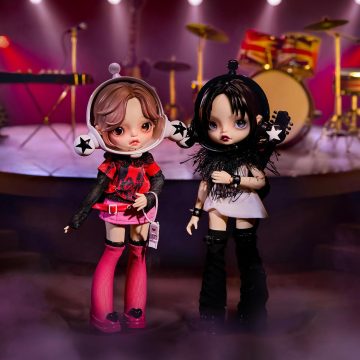 SKULLPANDA × NANA-Osaki Nana Figurine | MEGA Collection - POP MART ...