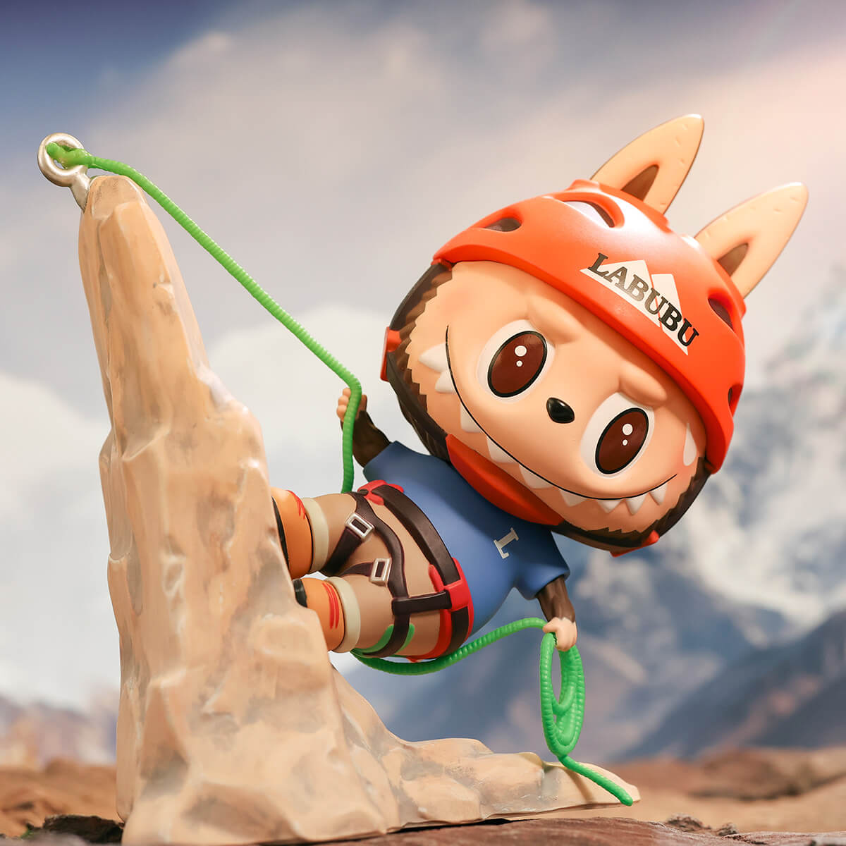 LABUBU Climber Figurine - Figurine - POP MART (United States)
