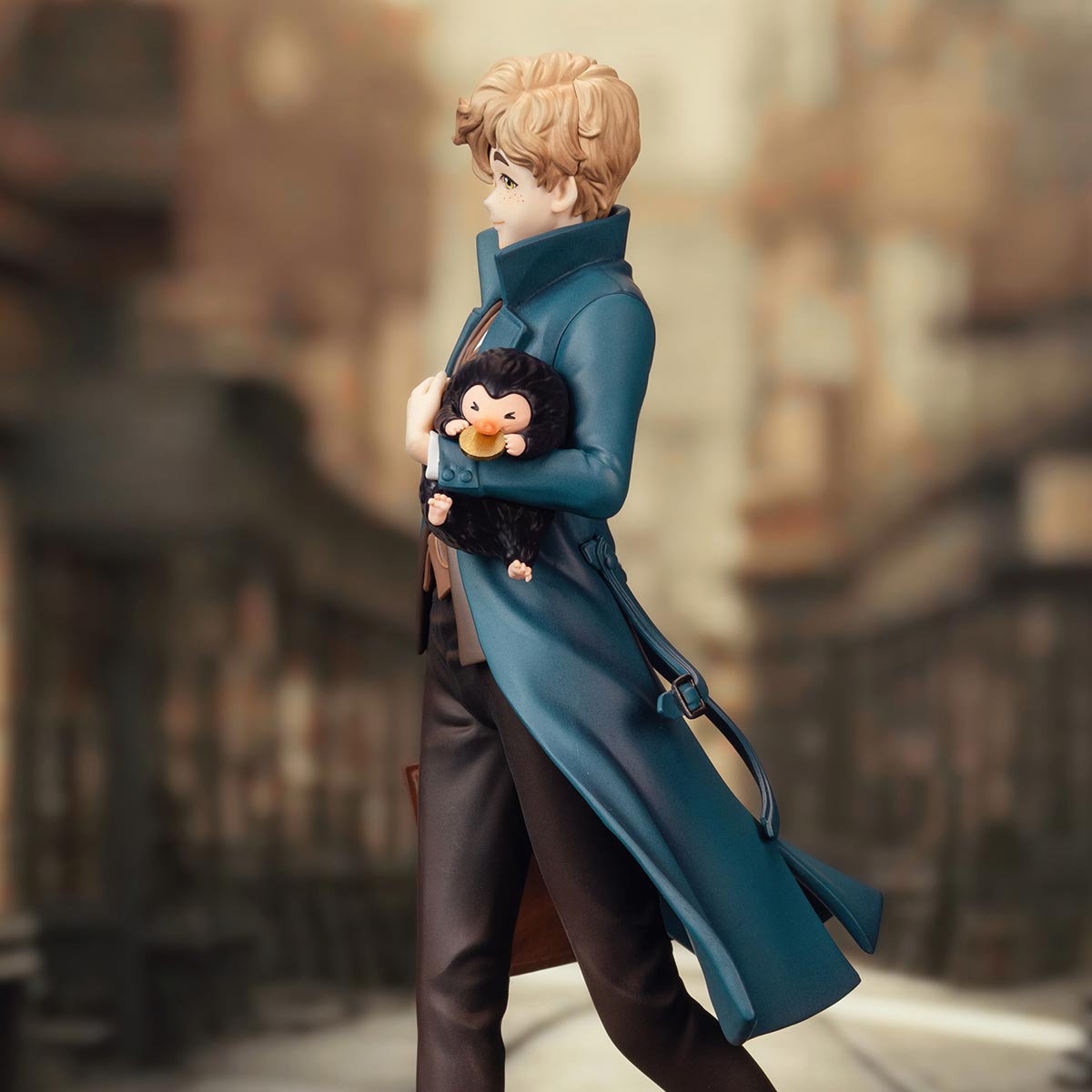 Fantastic Beasts: Wizard's Legacy Newt Scamander - POP MART (United States)